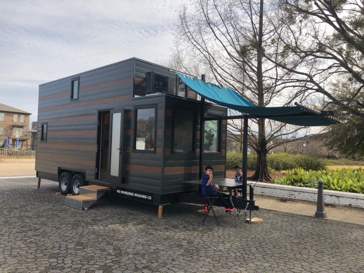 Tiny and Double Wide in Vegas?